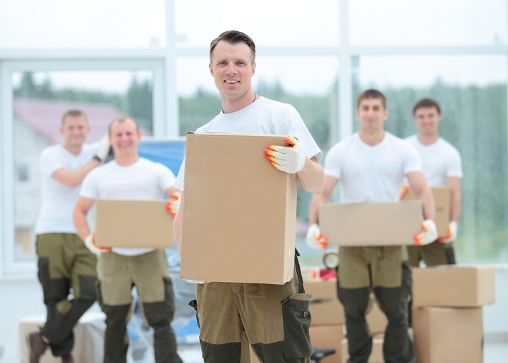 5 Reasons I Hired a Professional Mover - Jay Bird Blog